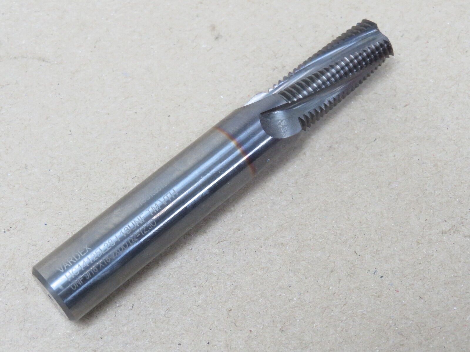 UNF Carbide Thread Mill VARGUS 9/16″ x 18 UNF Helical Flute Axial ...